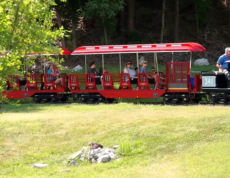 Miniature Train Rides at the National Museum of Transportation | Kids ...